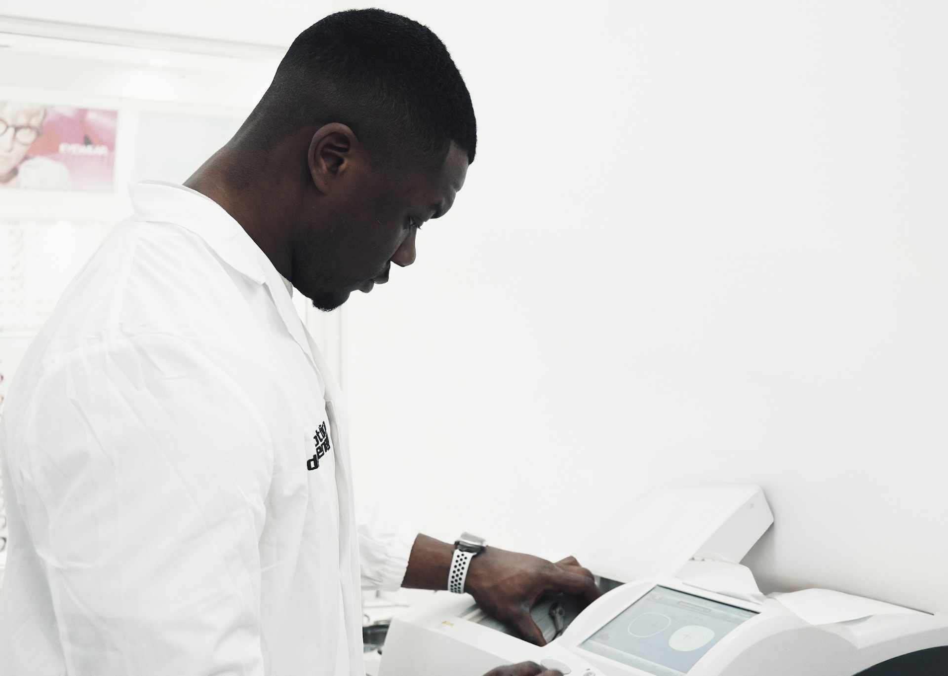 ALESSANDRO IZEKOR E OTTICA DEMENEGO I PRIMI PROTAGONISTI DI BAG ...